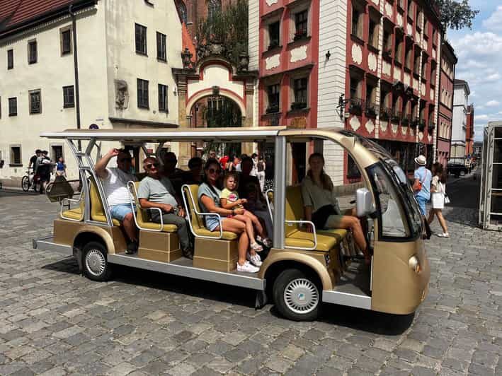Wroclaw: City Tour Sightseeing By Golf Cart Shared Or Privat - Why choose a golf cart tour in Wroclaw?