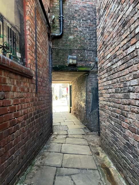 Yorks Snickelways Story Walking Tour - Tales and Secrets of York’s Alleyways