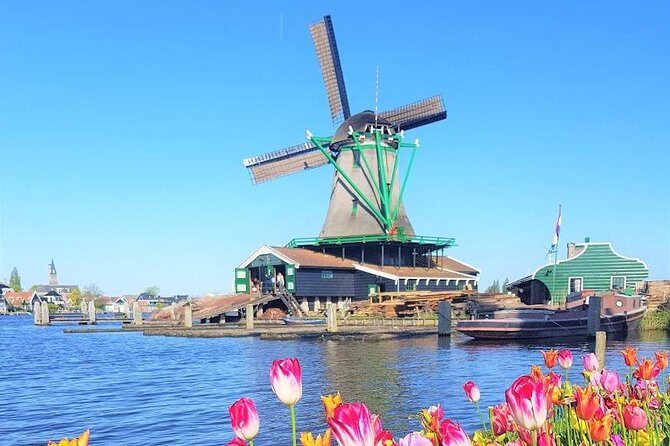 Zaanse Schans and Volendam Private Tour Clogs, Cheese and More - Clogs and Craftsmanship: Live Demonstrations