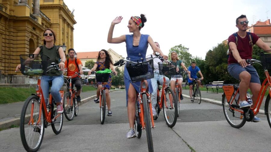 Zagreb: 3Hour Classic Bike Tour - Getting to Know the Zagreb Bike Tour