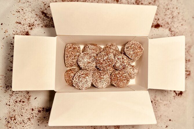 1.5h Hands on Chocolate Workshop: Truffles & Tasting - The Snug Group Size and Atmosphere
