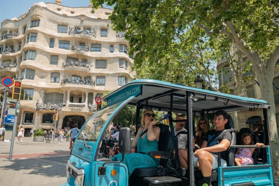 1,5-Hour Barcelona City & Beach Private Tuk-Tuk Tour - Why This Tour Offers Great Value