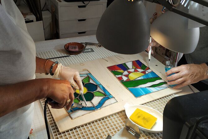 2/3 Hours Art Stained Glass Course in Trastevere - What to Expect from Your Stained Glass Workshop in Trastevere