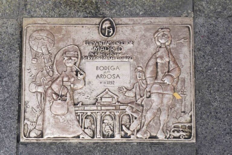 2.5-Hour Evening Tapas Tour through Madrid - The Practical Side: Logistics, Group Size, and Value