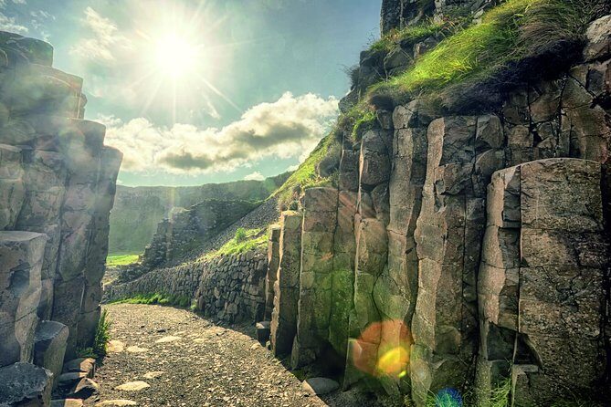 2-Day Northern Ireland Tour from Dublin Including Belfast and Giants Causeway - Accommodation and Included Features