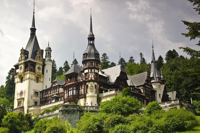 2-Day Small-Group Tour to Dracula's Castle, Rasnov Fortress, Peles Castle, Sighisoara and Libearty Brown Bear Sanctuary with Overnight in Brasov - Value for Money