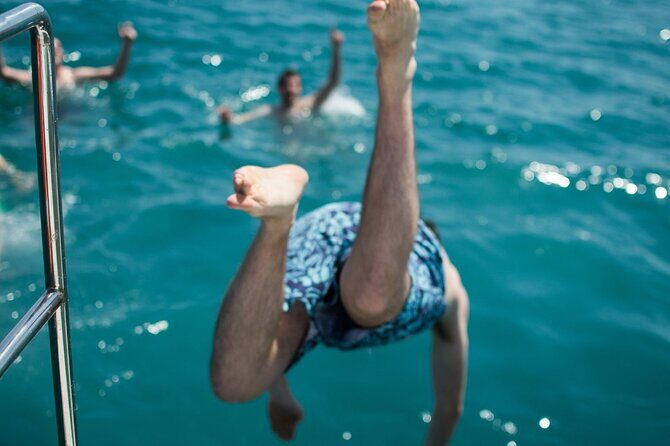 2-Hour Catamaran Tour along the Costa Tropical and Malaga Coast - Who Is This Tour Best For?
