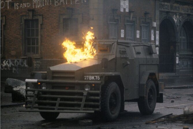 2 Hour Terror and Mural History Belfast taxi Private Tour - Why You’ll Love This Tour