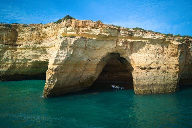 2 Hours Boat Private Tour to Benagil Caves - The Detailed Itinerary and What to Expect