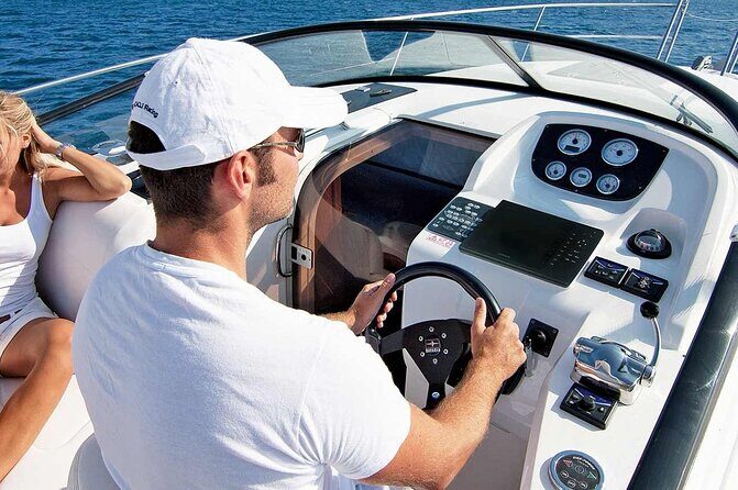 2 Hours Private Boat Tour Como - Who is this tour best suited for?