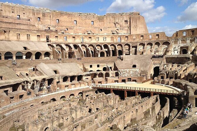 3-Hour Colosseum Gladiator's Arena and Ancient Rome Tour - The Guide Experience