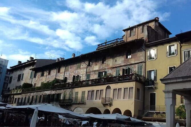 3-Hour Walking Tour with Guide Discovering Verona - A Walk Through Verona’s Heart and Hidden Corners