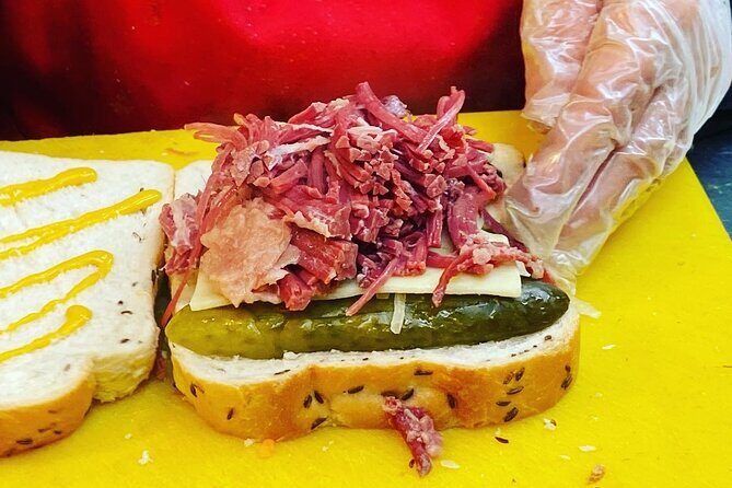 3 Hours Borough Market Morning Food Tour with London Bites Tours - Guides and Experience Quality