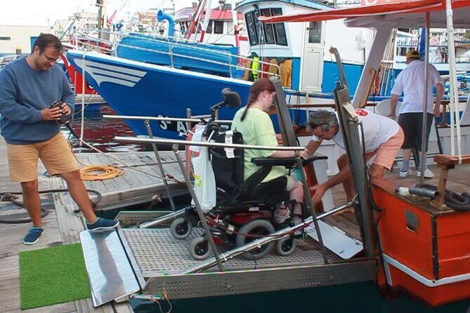 3-Hours Shared Tour to Accessible Boat en Canary Island - Starting Point: Puerto Los Cristianos