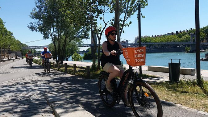 3h - Electric Bike Tour of Lyon with a Local Guide - Practical Details and Tips for Booking