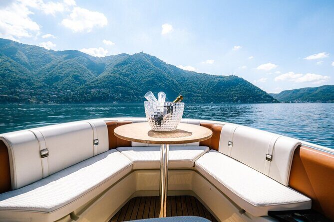 3H Private Cruise Lake Como Tender yacht Invictus 6 pax - Villa Oleandra and the Celebrity Connection