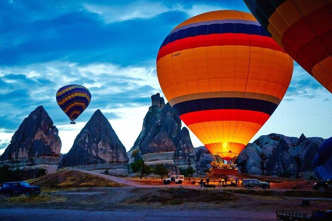 4 Day Turkey Tour: Cappadocia, Ephesus, Pamukkale by Plane - Transportation and Group Dynamics