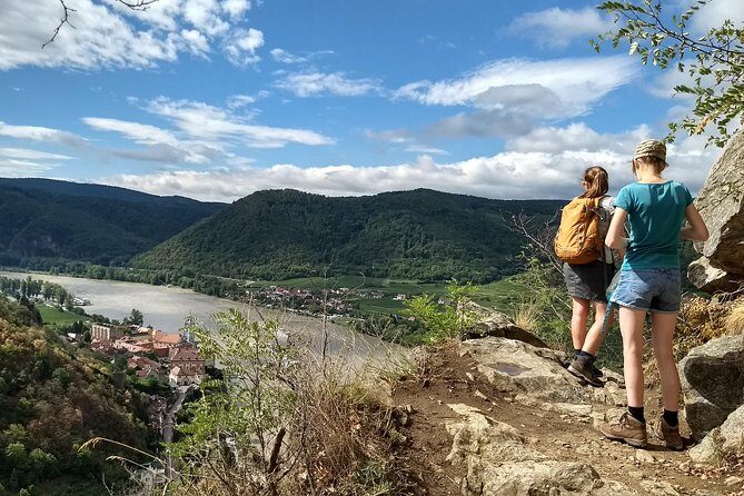 4-Hour Private Alpine Hiking Tour 'In the footsteps of king Lionheart' - Transportation and Practicalities