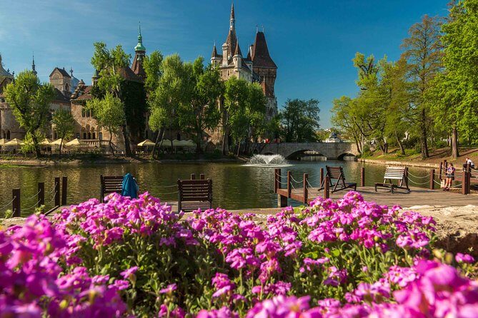 4 hours long private walking tour in Budapest - What Travelers Say: Authentic Insights