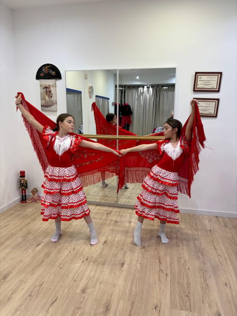 45 minutes flamenco dance class for family in Málaga - The Setting and Meeting Point