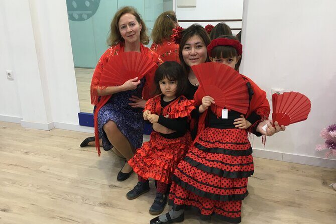 45 minutes flamenco dance class for family in Málaga - FAQs