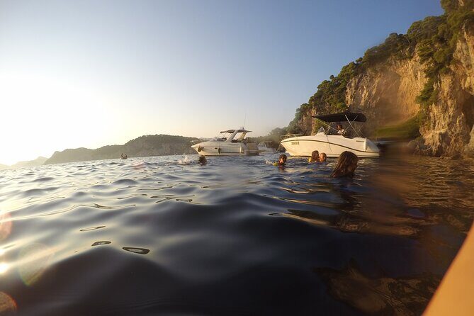 4h / 6h / 8h Elaphite Islands Tour with 7.5m/24FT SunDeck Boat - FAQ