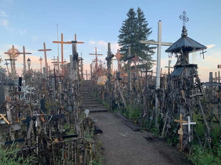 5,5 Hour Shared Tour to Hill of Crosses from Riga - Transportation and Group Size: Why It Matters
