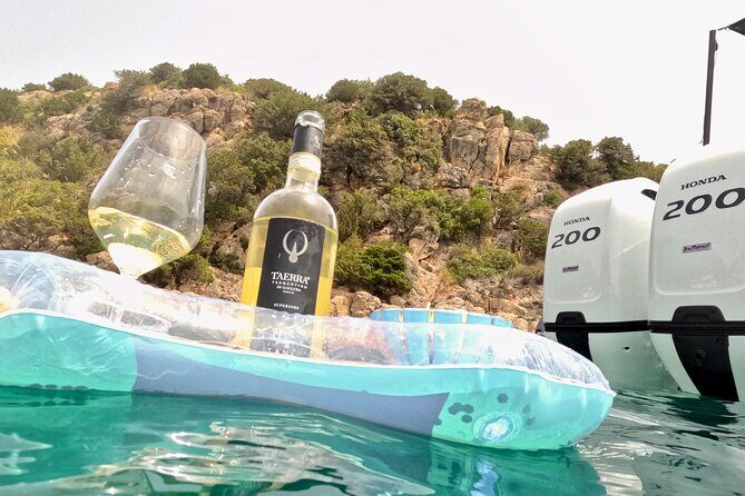 8 Hours Excursion in the Gulf of Olbia with aperitif+lunch included - The Meal and Beverage Experience