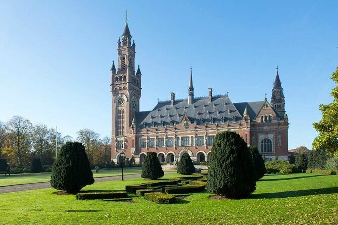 90 minutes Self Guided Walking Tour with puzzles in Den Haag - Authentic Experiences and Practical Details