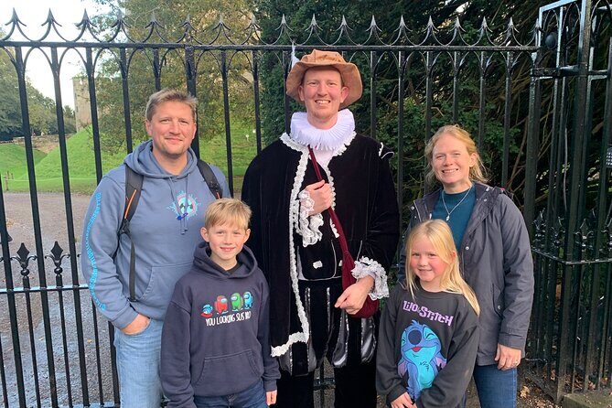 A Historical tour of Warwick with Queen Elizabeth's Secret Lover - East Gate Pillar Box: Mail and More