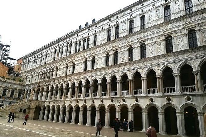 Accessible Venice Tour With Wheelchair Including Doge Palace & St Mark Basilica - Who Will Love This Tour?