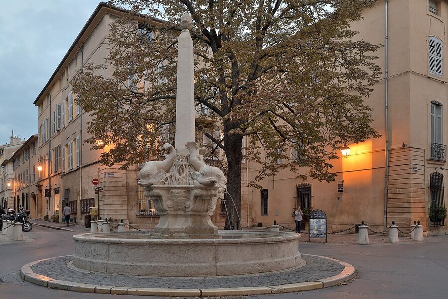 Fontaine des Quatre Dauphins in the Mazarin quarter of Aix-en-Provence
