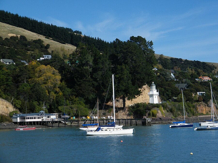Akaroa harbour lighthouse