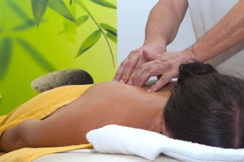 Akrotiri: Travel Recovery Aromatherapy Massages - Who Will Love This Experience?