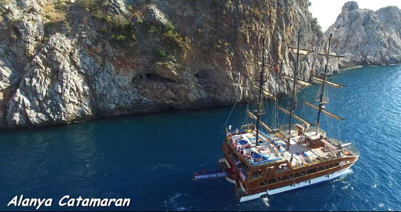 Alanya: Catamaran Boat Trip with Swimming Stops incl Lunch - Swimming and Cave Stops