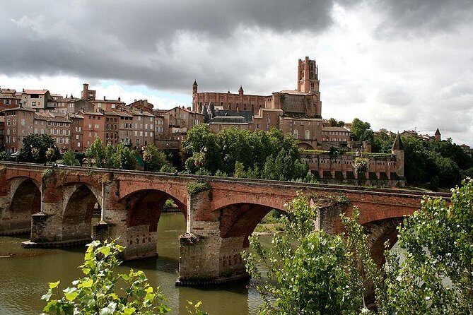 Albi and Cordes sur Ciel Private Day Tour from Toulouse - Practical Considerations