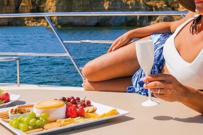 Albufeira: 3 Hours Benagil Caves & Coastline Tour - "Unwind" - Who Is This Tour Perfect For?