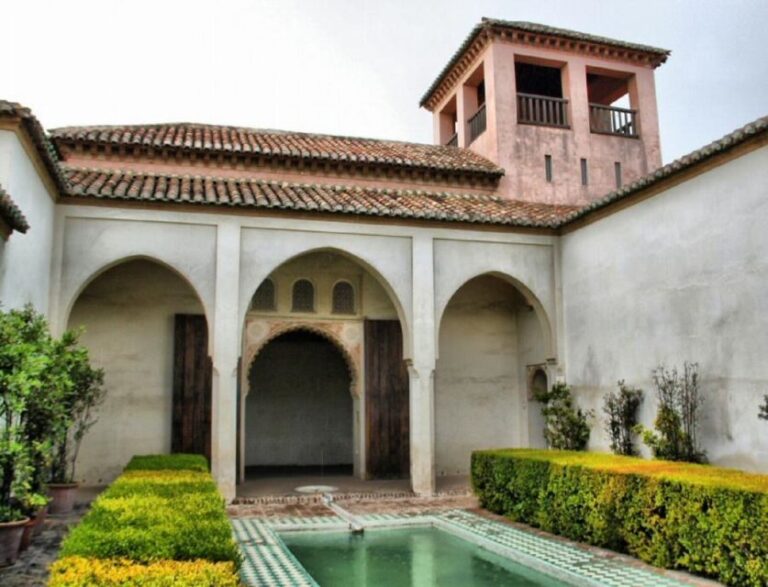 Alcazaba and Gibralfaro Private Tour. Skip The Line - The Itinerary Breakdown