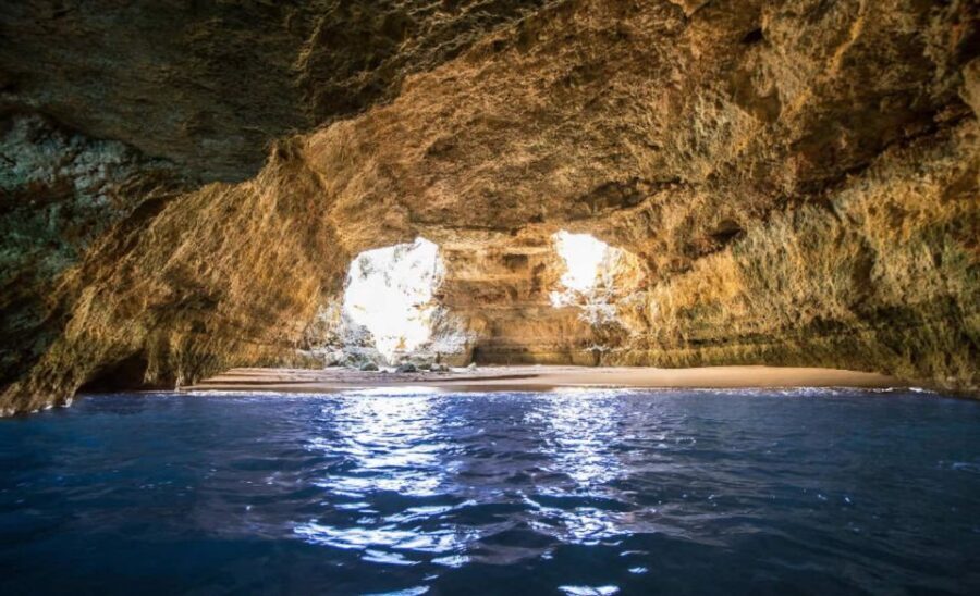 Algarve: Benagil Caves Open Speedboat Tour - The Experience of the Speedboat