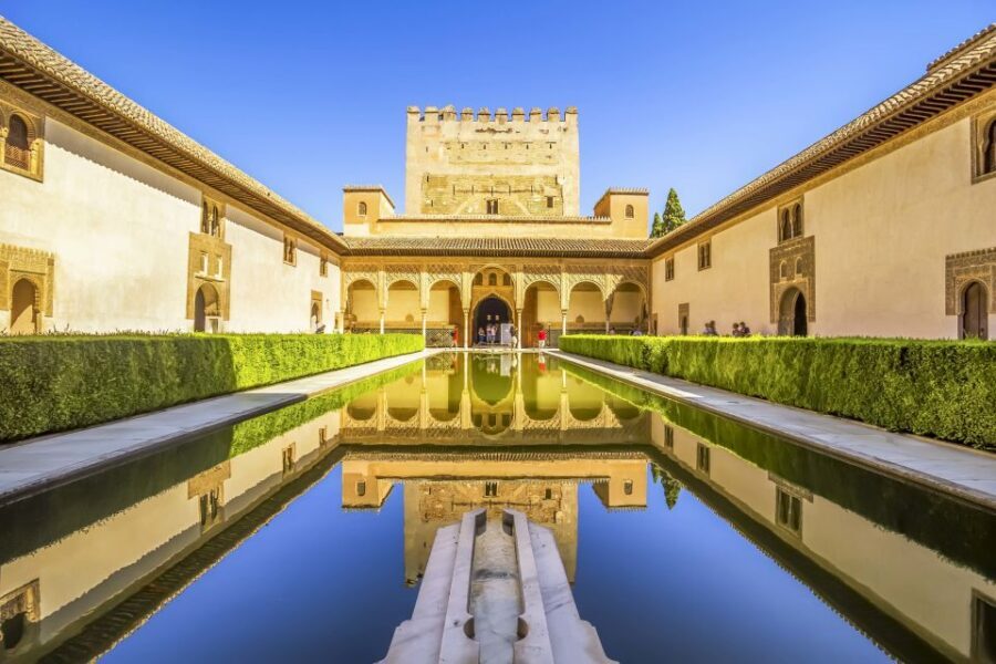 Alhambra and Albaicín Full-Day Private Tour from Seville - What to Expect from the Tour