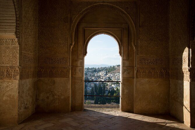 Alhambra Day or Night Private Tour - Why Travelers Love This Tour
