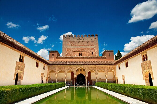 Alhambra & Generalife Skip the Line Regular Group including Nasrid Palaces - Authentic Experiences from Reviews