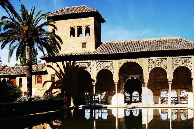 Alhambra Private Tour: Nasrid Palaces, Alcazaba and Generalife - Practical Tips for Your Visit