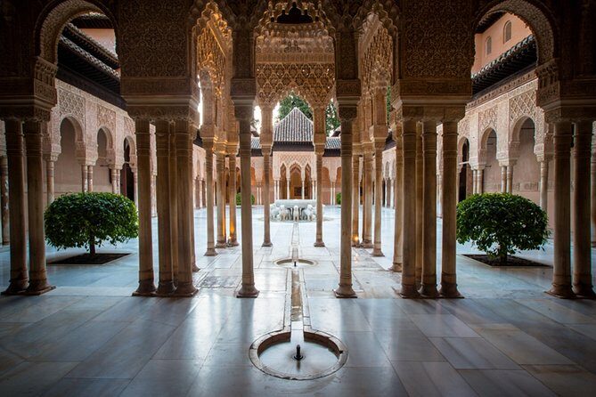 Alhambra Tour with Nasrid Palaces : Join a Group. Skip the line. - The Practicalities