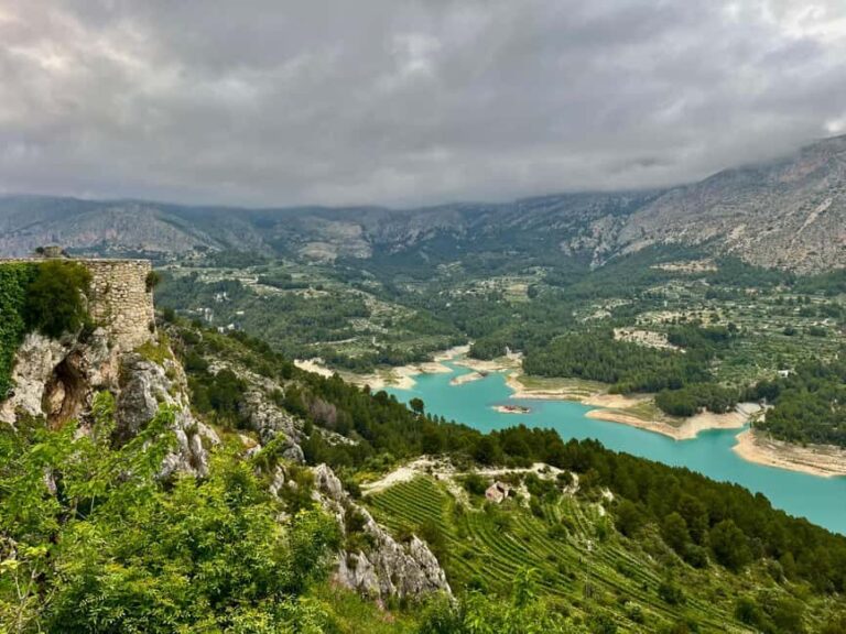 Alicante: Guadalest Castle and Chocolate Factory - Who Will Love This Tour?