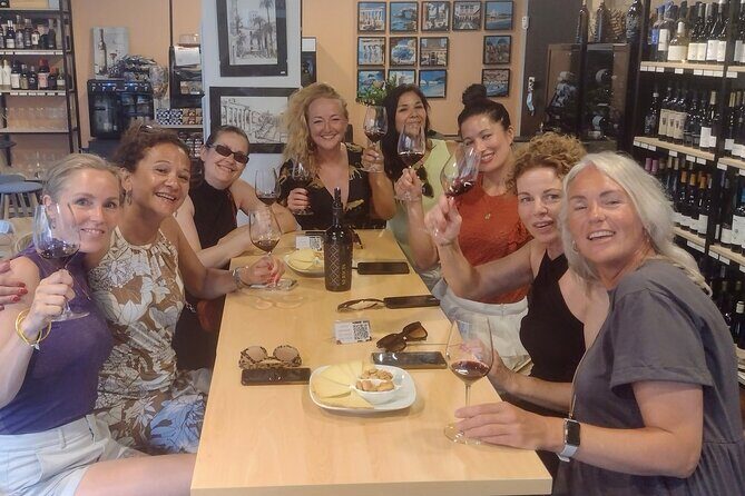 Alicante Wine Tasting and Tapas for Foodies - The Guide and Experience Atmosphere