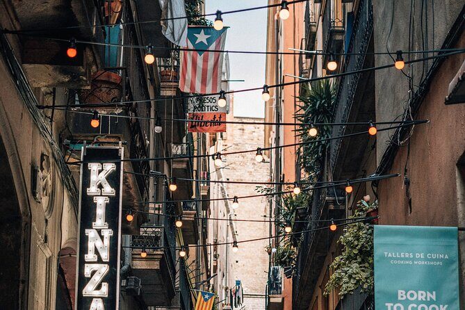 All about old Barcelona (tasting included) - What to Expect: Experience and Practicalities