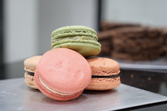 All Inclusive Food & History Tour of Montmartre with Local Guide - Authentic Experiences and Hidden Gems