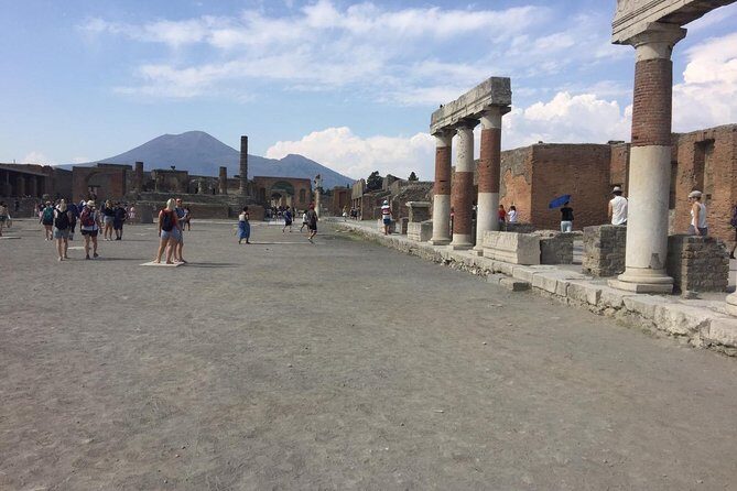 All-Inclusive Pompeii Tour with Guide, Lunch & Ticket from Rome - FAQs