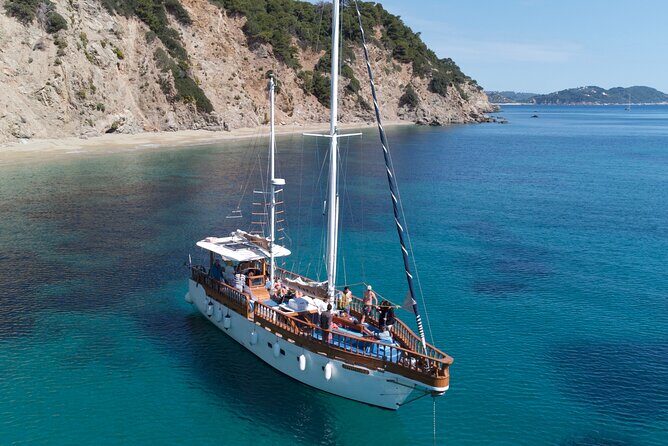 All-Inclusive Sailing Cruise-Skiathos & Nearby Islands with Lunch - Food, Drinks, and Onboard Comfort